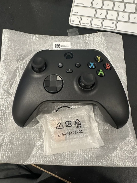 Microsoft Wireless Controller For Xbox Series X S Carbon Black Brand