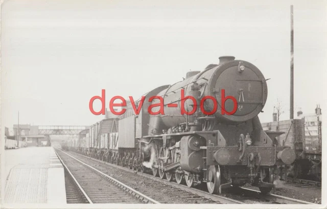 RAILWAY PHOTO WD Austerity 73777 (90753) Beattock Station 1949 2-10-0 ...