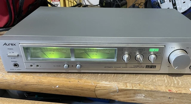 TOSHIBA AUREX ADRES Automatic Dynamic Range Expansion System Model AD-4 ...