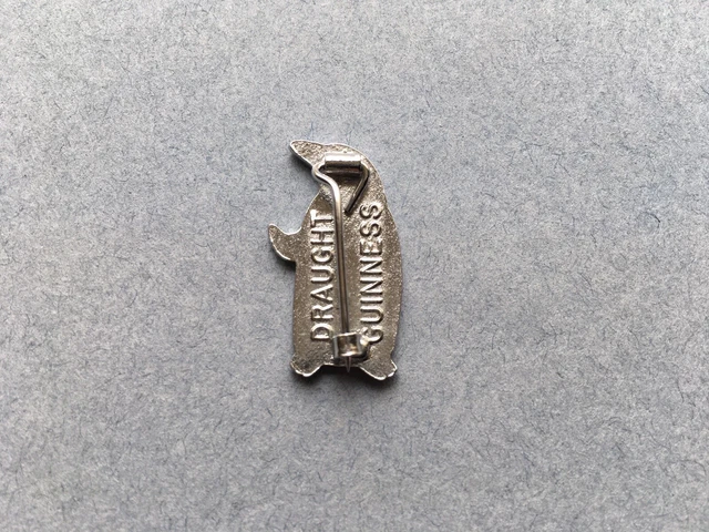 C1963 VINTAGE DRAUGHT Guinness Penguin Promotional Enamel Pin Badge £24 ...