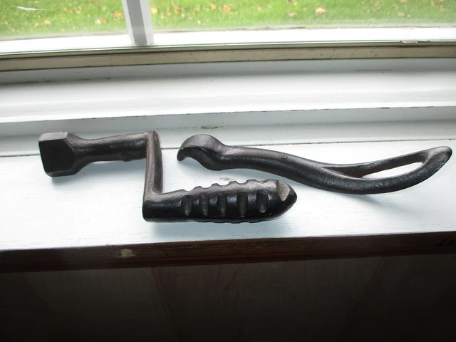 VINTAGE CAST IRON Wood Burning Ash Grate Shaker Crank & 7.5" Stove ...