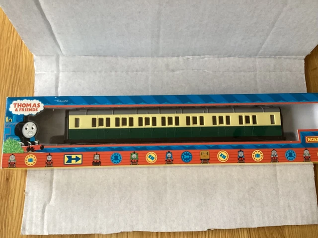 HORNBY THOMAS & Friends R121 Gordon Brake Coach £25.00 - PicClick UK HORNBY THOMAS & Friends R121 Gordon Brake Coach £25.00 - PicClick UK