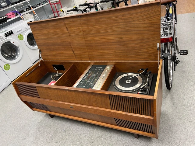 HMV RADIOGRAM MODEL 2340 Vintage Teak Wood Spares & Repairs Collect DE7 ...