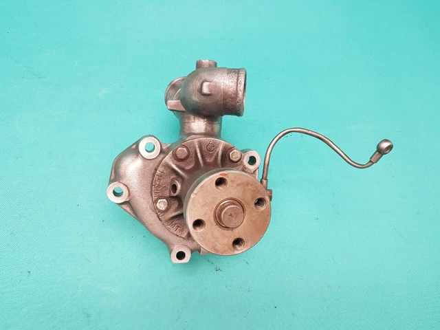 MERCEDES W114 W115/8 W116 W123 W107 M110 Moteur Pompe à Eau Boîtier ...