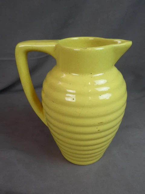 PICHET ANCIEN, JAUNE, en faïence craquelée. Marque illisible. EUR 24,00 ...