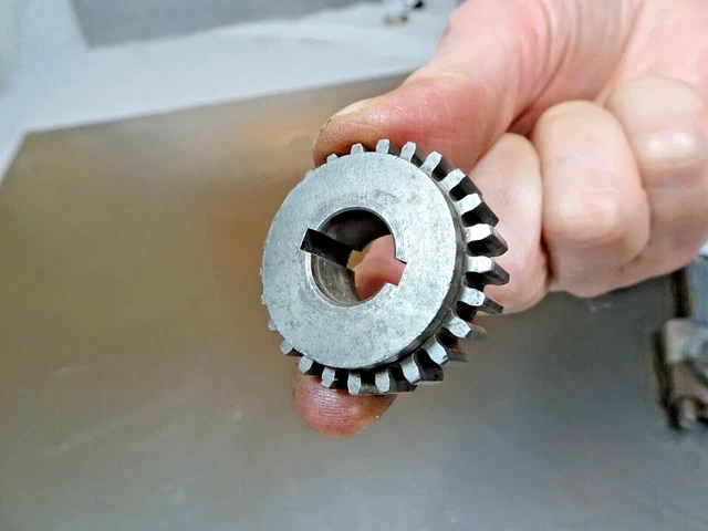 TRIUMPH PRE UNIT Lucas Dynamo E3L Drive Gear Triton 5T 6T T100 T110 ...