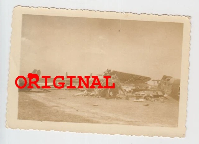 FOTO 2WK FLUGZEUG Wrack Luftwaffe nach Abschuss Absturz Technik EUR 2 ...