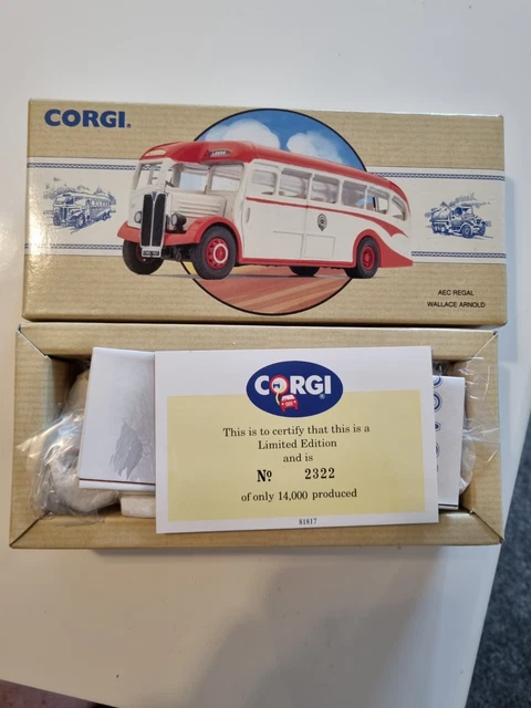 CORGI 98162 - AEC Regal Half Cab Coach, Wallace Arnold, Leeds Boxed £5. ...