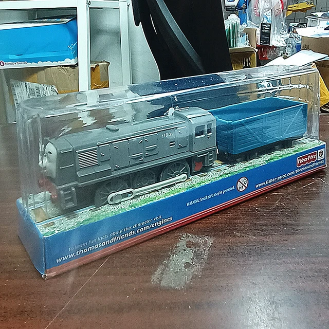 BOX TRACKMASTER THOMAS And His Motorized Toy Train - Dennis + Truck $50 ...