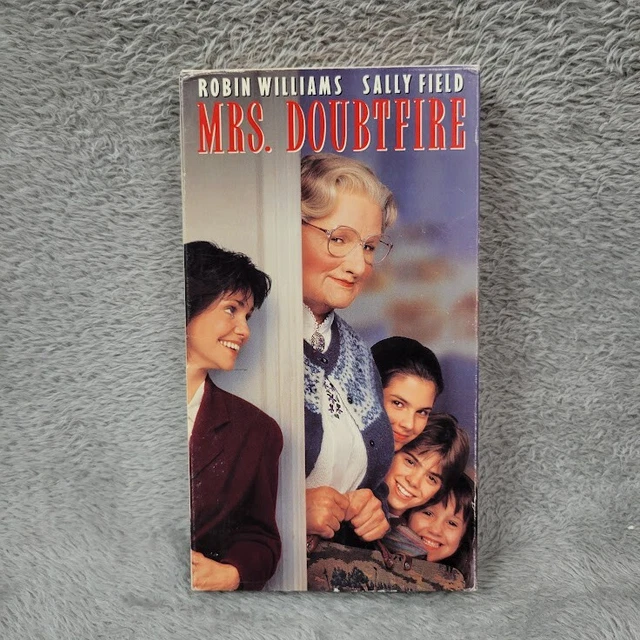MRS. DOUBTFIRE (VHS, 1996, 20th Century Fox) Robin Williams, Sally ...