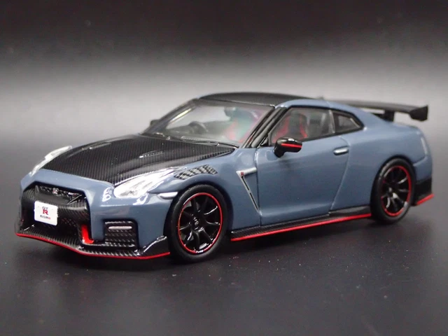 NISSAN GT-R GTR R35 Nismo Special Edition 1:64 Scale Diorama Diecast ...