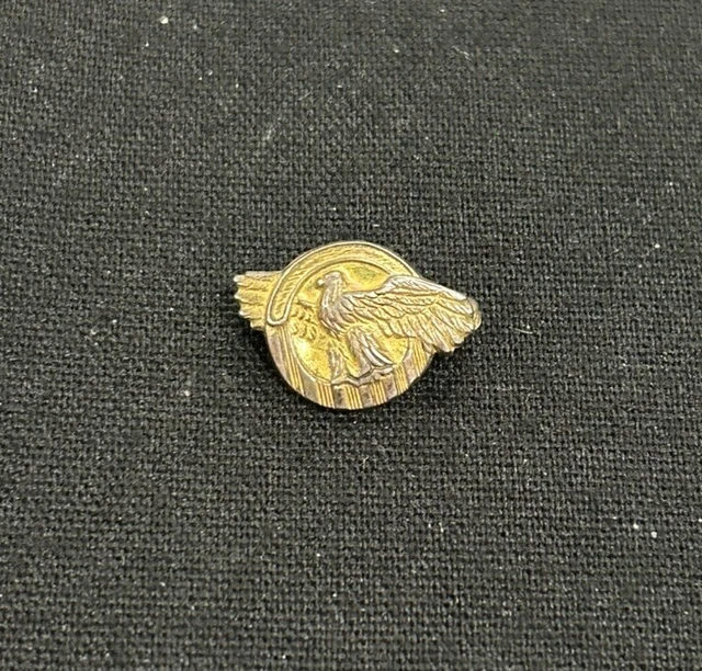 1940'S US ARMY WWII Ruptured Duck Honorable Discharge Sterling Silver ...
