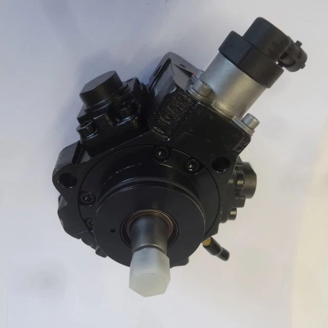 BOSCH POMPE D'INJECTION 0445010223 pour Renault Koleos Laguna Trafic 2 ...