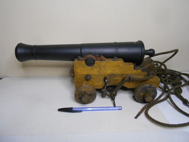 ANCIENNE MAQUETTE DE canon de marine bateau du XVIII XIXème siècle bois fer 3kg EUR 85,00 ...