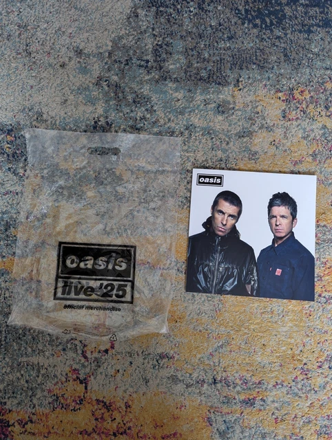 OASIS LIVE 25 Tour Official Programme + Merchandise Bag Collectable ...