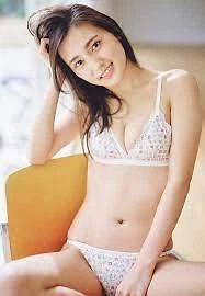 JAPAN POPULAR GRAVURE idol Rena Amano 2024 wall Calendar B2 P8 11302 £53.88 - PicClick UK