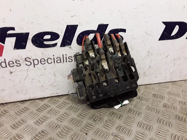 MERCEDES BENZ SPRINTER Mk3 907/910 2018-2028 BATTERY FUSE BOX ...