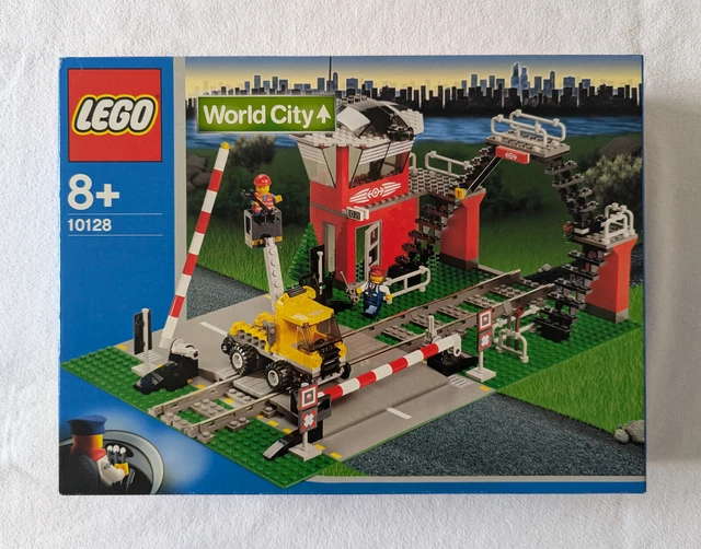 LEGO 10128 - World City: Bahnübergang mit Schienenfahrzeug, Neu ...