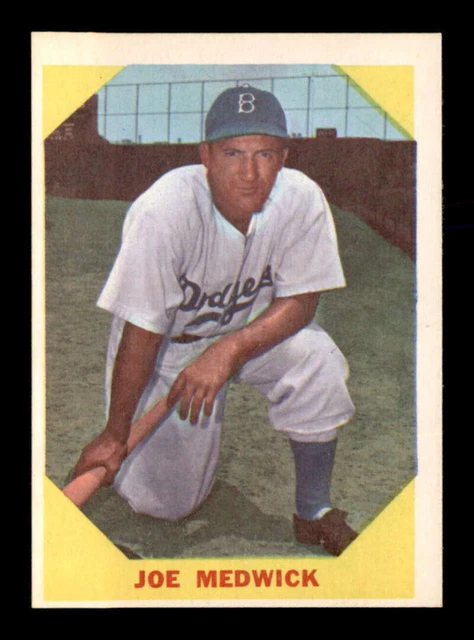 1960 FLEER #22 Joe Medwick EXMT/EXMT+ X2931227 EUR 3,61 - PicClick FR