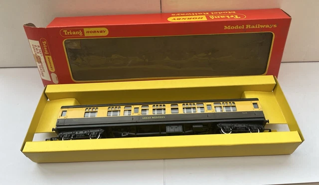 TRI-ANG HORNBY R743A GWR Composite Coach with Seating - Boxed £19.99 ...