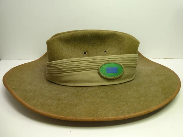 VINTAGE MILITARY AUSTRALIAN Army Diggers Slouch Hat Mount Castle 55 ...