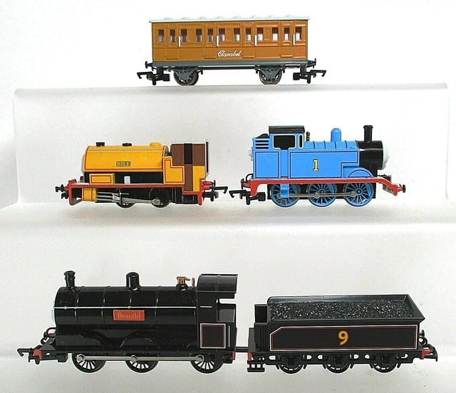 THOMAS THE TANK Engine, Donald & Bill Engines, Clarabel Car-Ho Scale ...