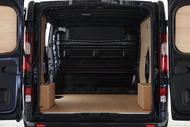 2025 RENAULT TRAFIC LL30 Blue dCi 150 Extra Sport [Safety] Van PANEL ...