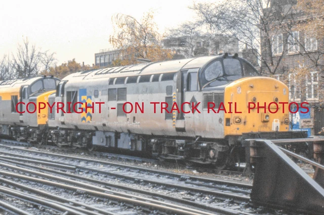 UK RAILWAY PHOTOGRAPH Of Class 37 37220. Rm37-2419 £1.70 - PicClick UK