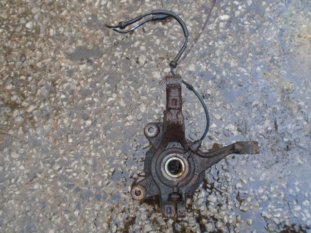 FORD FIESTA STUB Axle - Driver/Right Front 1.2 Petrol 2008-2013 £45.00 ...