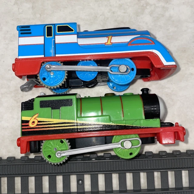 THOMAS TRACKMASTER MOTORIZED Streamline Thomas & Racing Percy Com Post ...