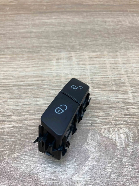 A2049058402 10023298 LK Mercedes Benz W204 Léger Verrouillage Central ...