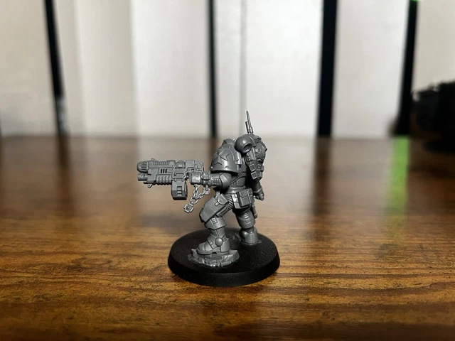 SPACE MARINE LIEUTENANT With Combi-weapon Black Templars Kitbash £18.00 ...