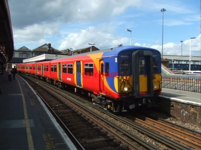 PHOTO CLASS 455 4-Car Emu No 455731 At Clapham Jct On A Waterloo ...