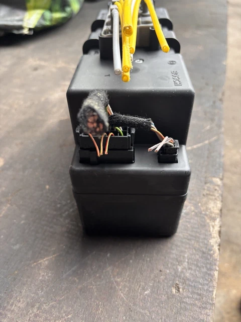 MERCEDES CL W215 S Class W220 Central Locking Pump 2208001148 £161.90 ...