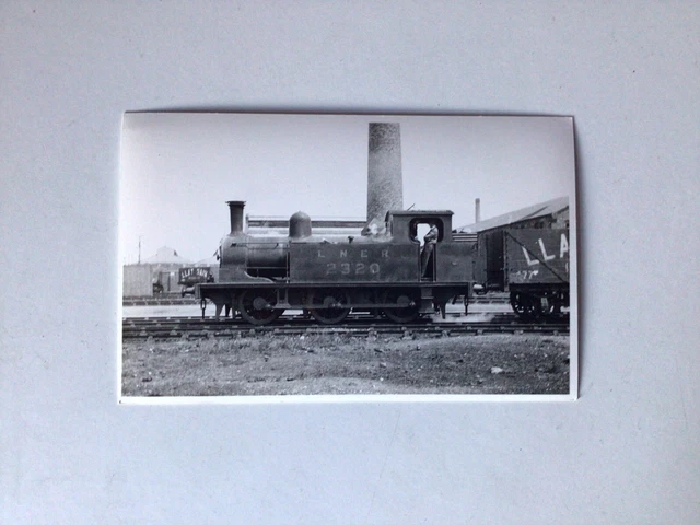 RAILWAY PHOTOGRAPH STEAM loco at Birkenhead. LNER £1.00 - PicClick UK