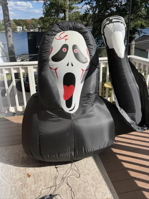 5 FT TALL Ghost Face Scream Airblown Inflatable Halloween lawn decor ...