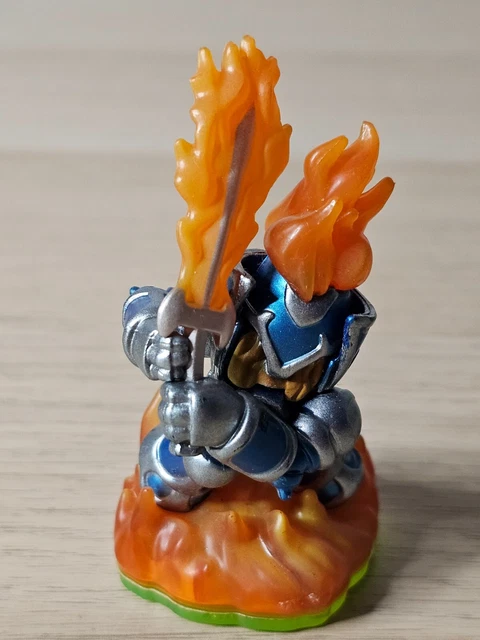SKYLANDERS GIANTS IGNITOR Fire Character Figure 2011 Activision EUR 11 ...