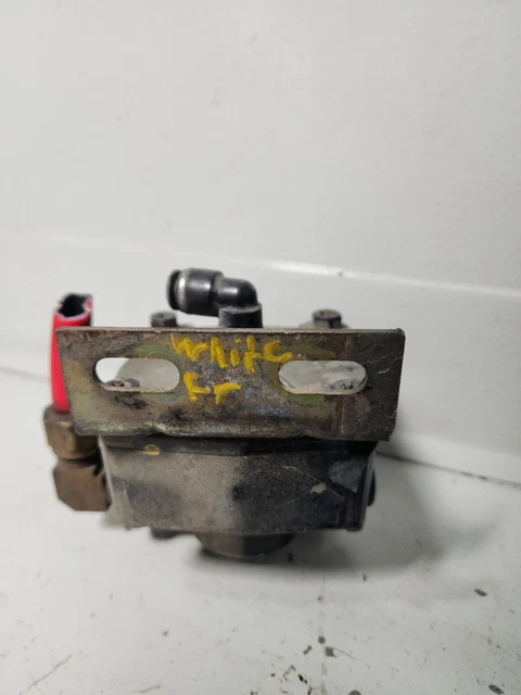 BENDIX 102859 R-14 Air Brake Relay Valve T-294859-E 909828 $54.32 ...