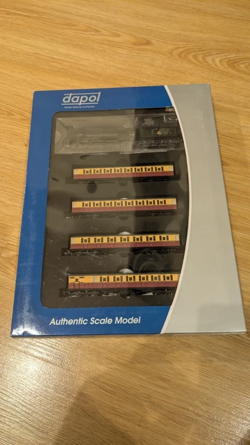 DAPOL A3 FLYING Scotsman 60103 BR Green Early Crest + 4 Gresley Coaches ...