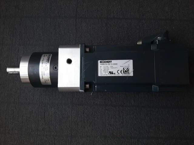 BECKHOFF SERVO MOTOR AM8032-0E10-0000 + Planetengetriebe AG2250 EUR 370 ...