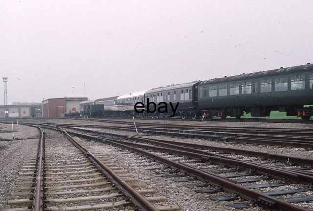 35MM SLIDE - View of Locomotives / Coaches @ MOD Kineton 1995 £2.99 ...