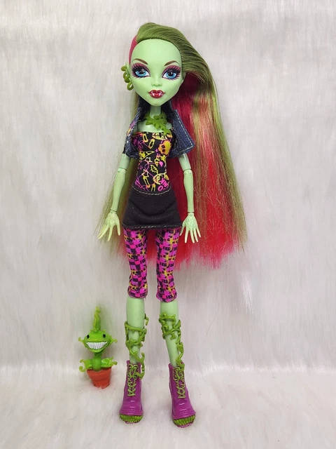 MATTEL MONSTER HIGH Doll Venus McFlytrap Between Classes 2012 # X3651 Item # 7 $40.00 - PicClick AU