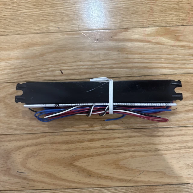 PHILIPS ADVANCE CENTRIUM ICN-3P32-SC Instant Start Ballast 120V 277V ...