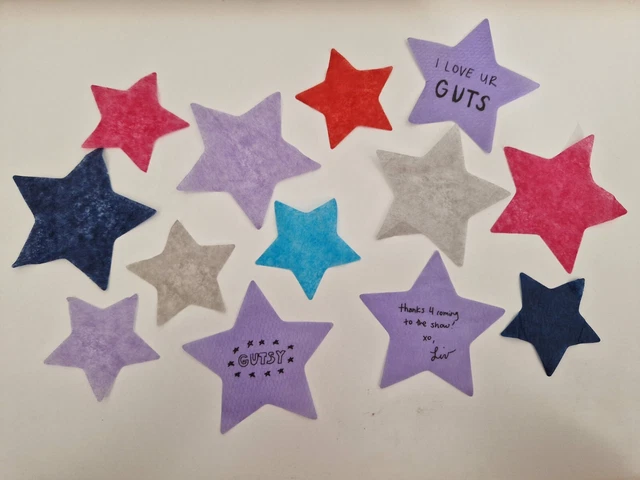 OLIVIA RODRIGO GUTS WORLD TOUR Konfetti Stars 2024 EUR 25,00 - PicClick IT