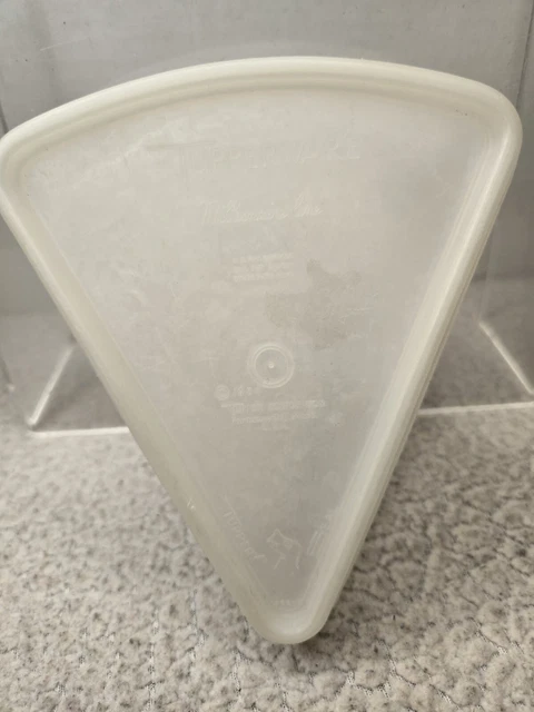 TUPPERWARE PIE CAKE Slice Wedge Keeper 269-15 w/ Lid 268-2 Millionaire ...