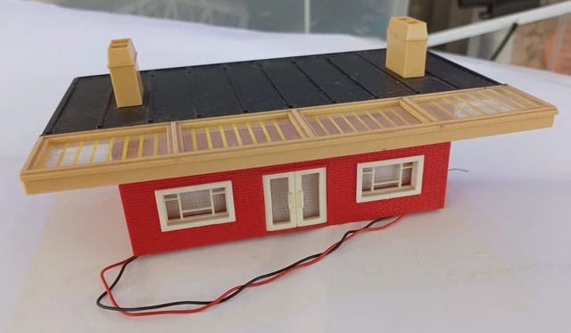 TRIANG HORNBY 1960S modern station booking office with lights £5.70 ...