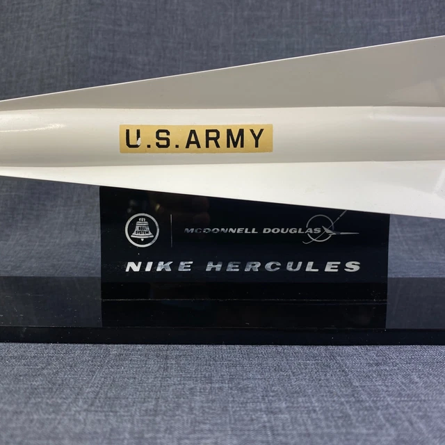 NIKE HERCULES MISSILE US Army Desk Model 1950's McDonnell Douglas Bell ...