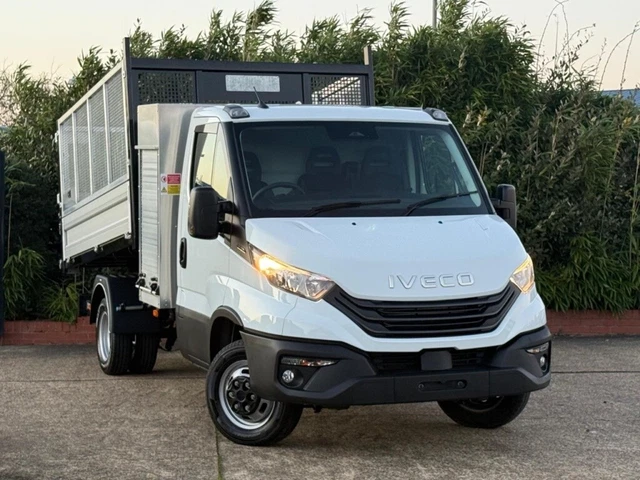 IVECO DAILY DAILY 35C14 3750 CAGED TIPPER TWIN REAR WHEEL Diesel £ ...