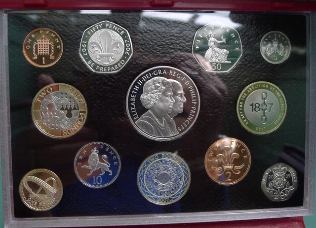 2007 ROYAL MINT DELUXE Proof 12 coin set Union / Slavery £2 Scout 50p ... 2007 ROYAL MINT DELUXE Proof 12 coin set Union / Slavery £2 Scout 50p ...