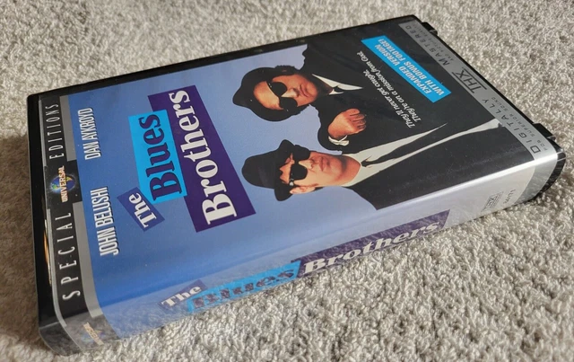 THE BLUES BROTHERS VHS John Belushi Dan Aykroyd Special Edition Clam ...